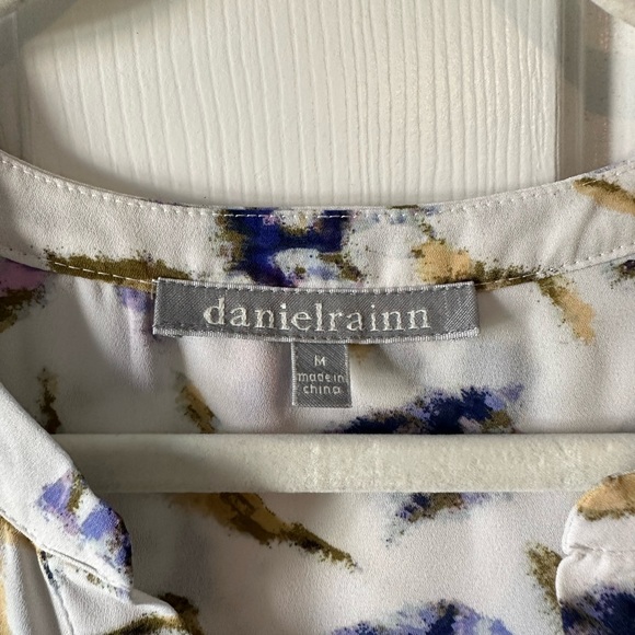 Daniel Rainn | Tops | Daniel Rain Koda Split Neck Blouse | Poshmark